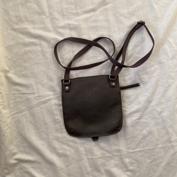 Sherpani | Bags | Sherpani Piper Crossbody Bag In Dark Brown | Poshmark